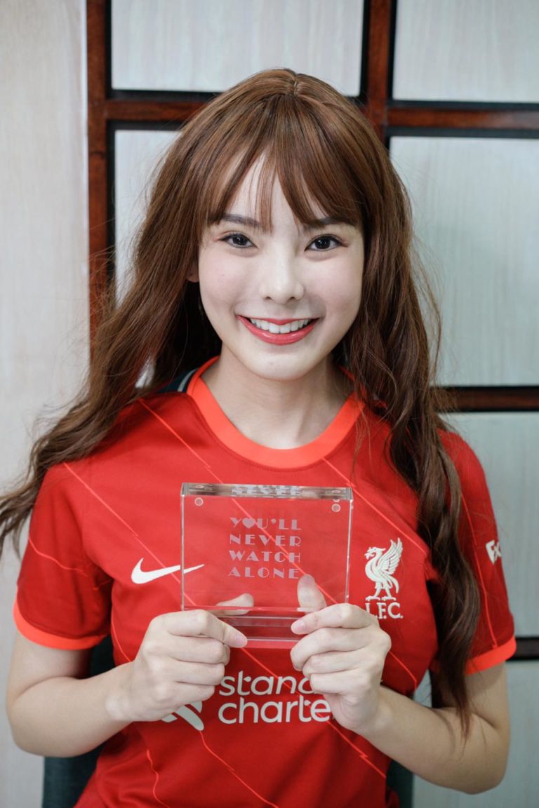 น้องบีโกะ Beeko pinknavy สาวแบ๊ว น่ารัก แฟนพันธุ์แท้ ลิเวอร์พูล ขวัญใจ ...